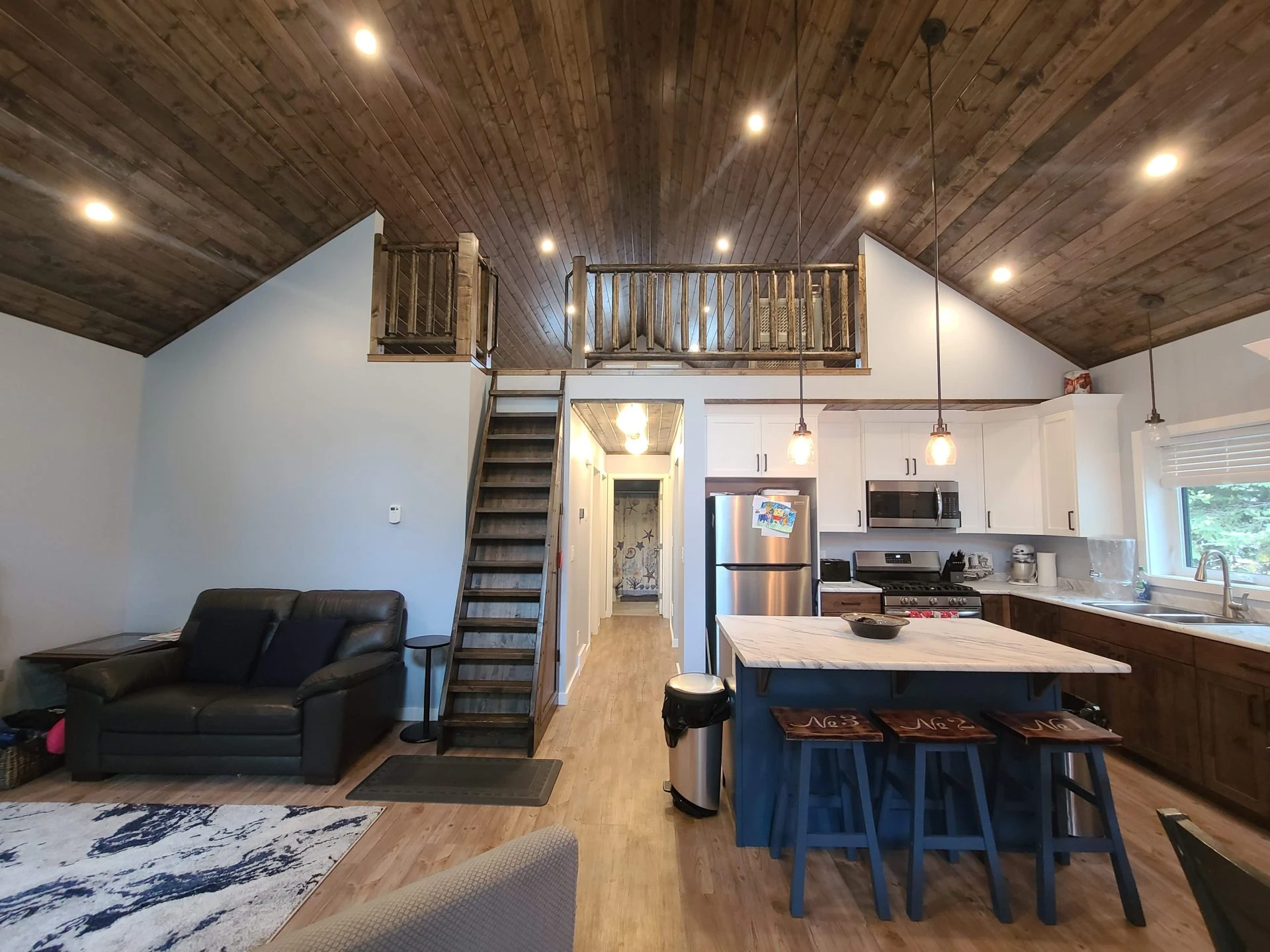 Marina Mason Cabinets - Zak's Building